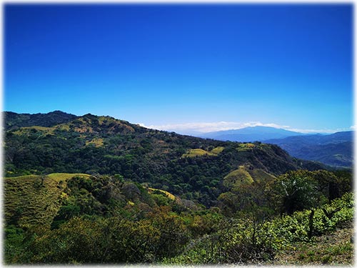 Fulfill the dream of your second home with ocean and mountain view ...